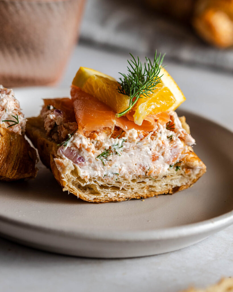 Smoked Salmon Breakfast Toast (Easy & Delicious)