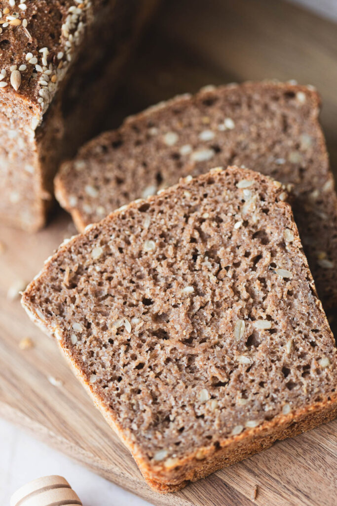 Easy Caraway Rye Bread (No Yeast, No Kneading!)